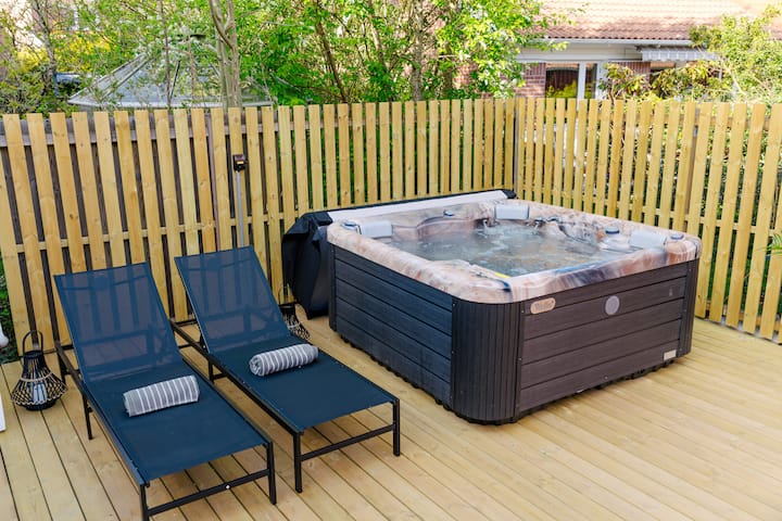 Radhus Med Spa Nära Göteborg Och Hills Golfklubb - Gothenburg