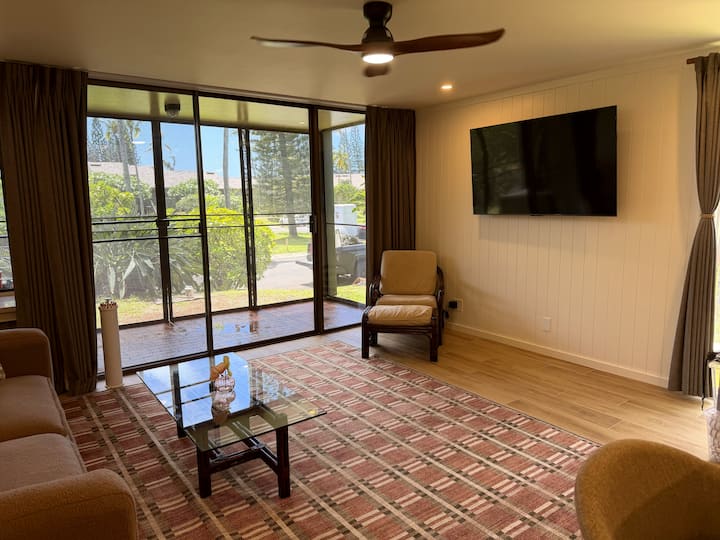 Papa Kolepa · A Designed Turtle Bay Hideaway - Laie, HI