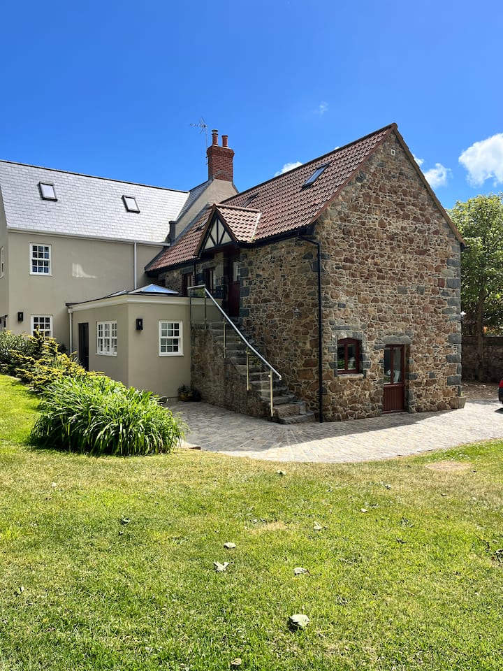 Barn In Guernsey - Guernesey