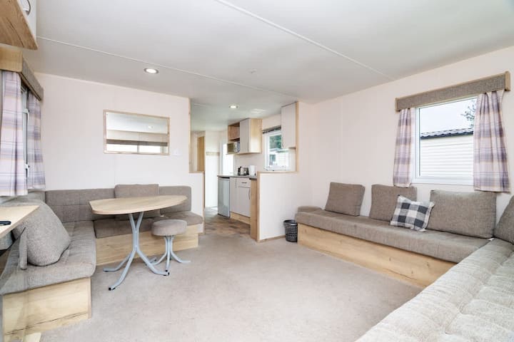 Seton Sands - Sleeps 6 - Near Edinburgh - Parking - Haddington