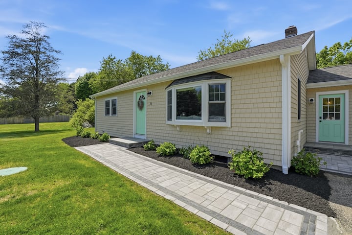 Tranquil, Newly Renovated Coastal Cape - South Kingstown, RI