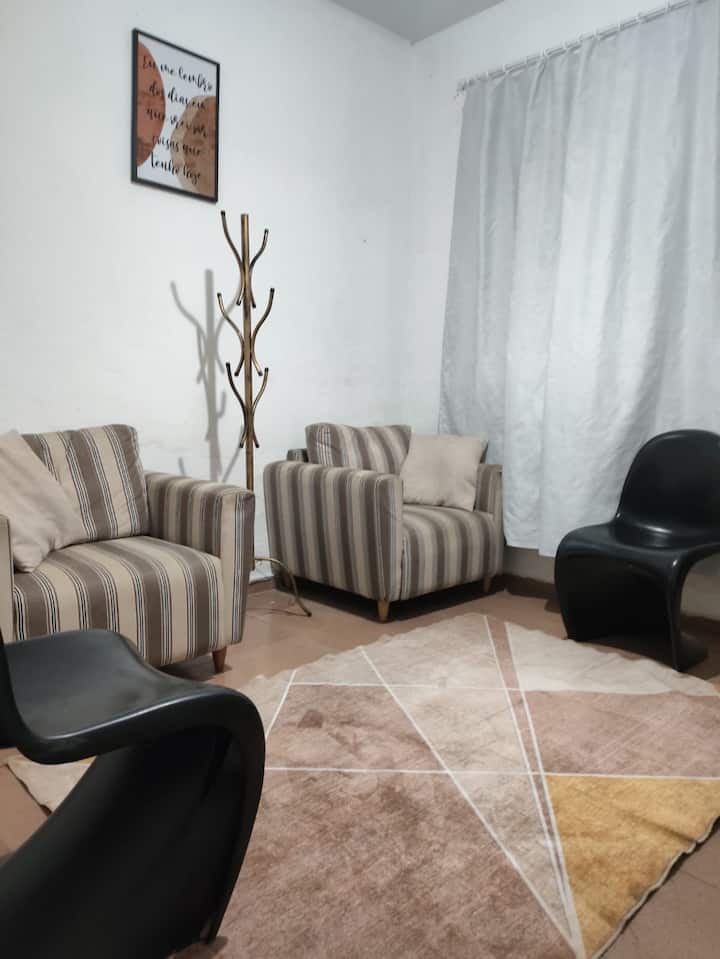 Cantinho Simples E Confortável | Zona Norte Jf - Juiz de Fora