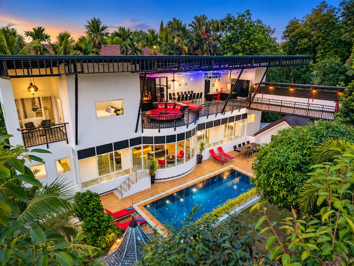 Luna Villa Phuket | Luxury 10br Pool Villa - Phuket