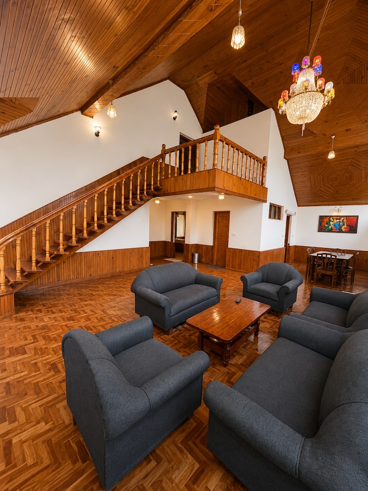 3 Bedrooms Independent Wooden Heritage Villa 3no - Manali