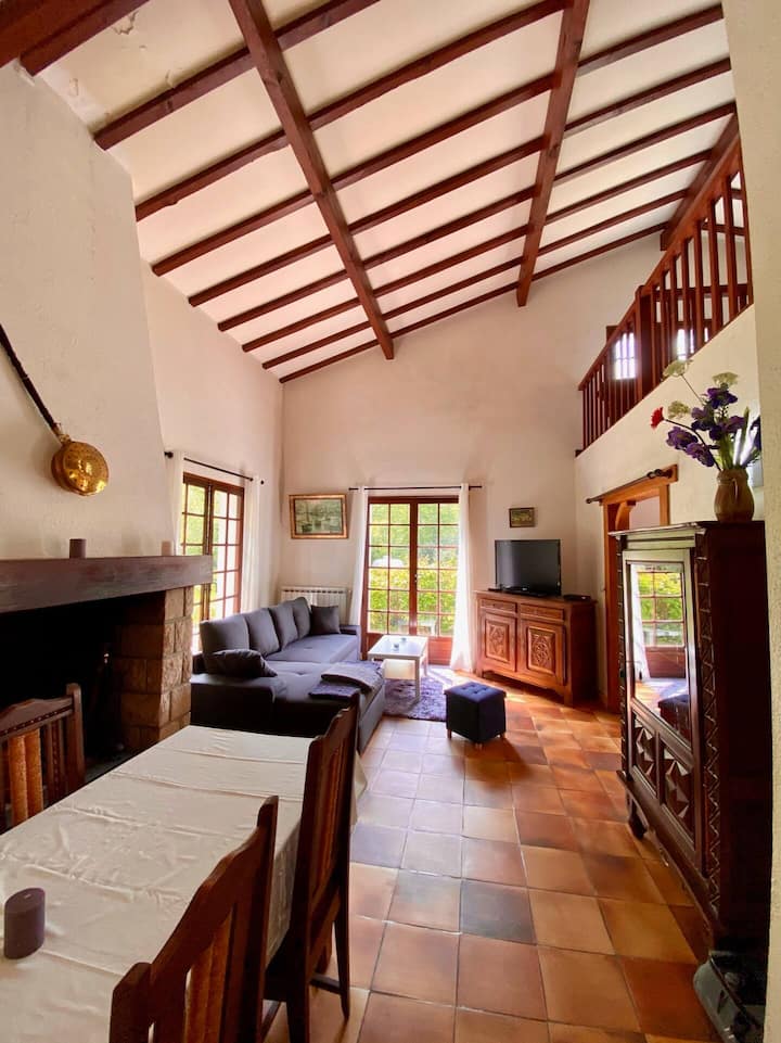 Mendi Eder : Maison Basque Au Lac De St Pée - Saint-Jean-de-Luz