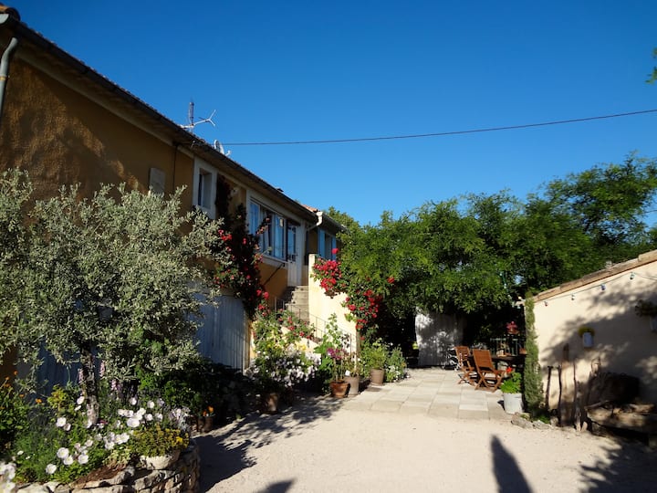 Dans Mas Provençal - Bonnieux