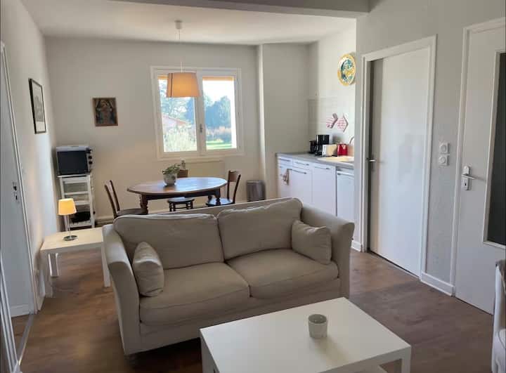 Appartement Cosy, Parking Sécurisé - Anjou