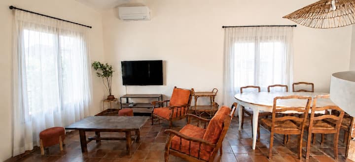 Villa Familiale Climatisée, Piscine & Plages - La Seyne-sur-Mer