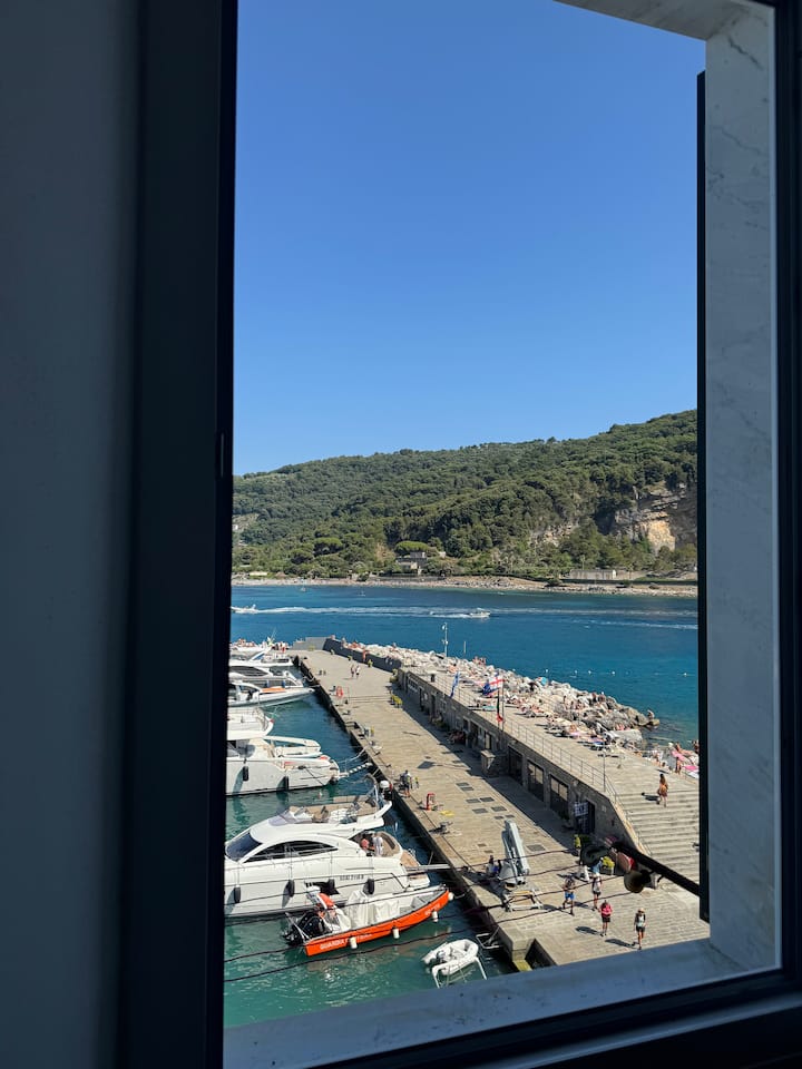 Mario Seafront - Studio Apartment With Sea View - Porto Venere