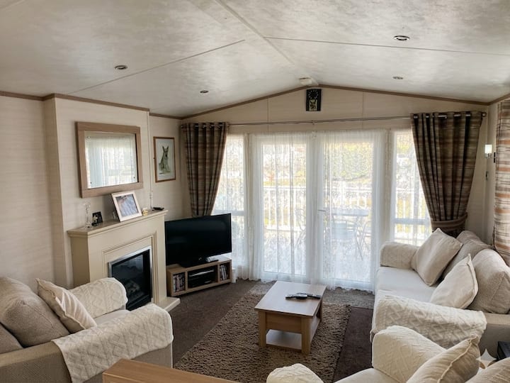 Sycamore 12 Trecco, Your Holiday Home From Home - Porthcawl