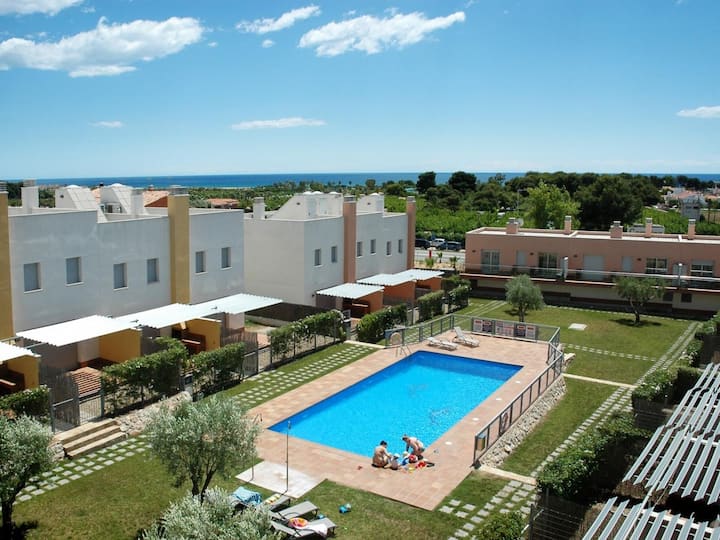 Maison Spacieuse Avec Piscine, Pour 6 Personnes - Torredembarra