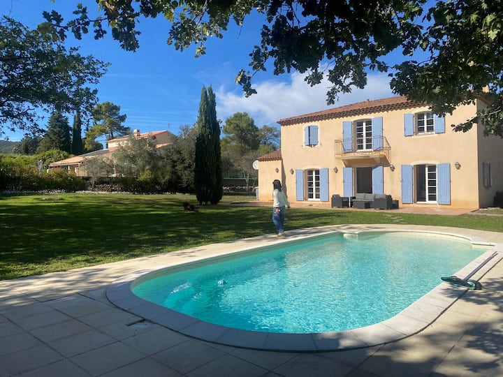 ÉLégante Villa Provençale Avec Piscine - Nans-les-Pins