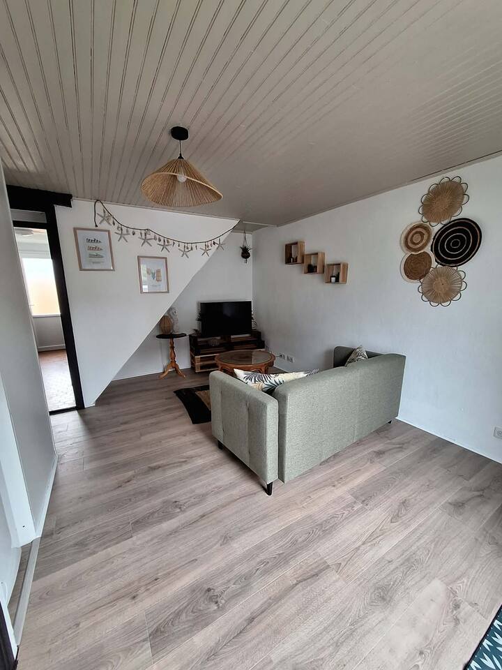 Petite Maison Mitoyenne Près Du Port Et Des Plages - Loctudy