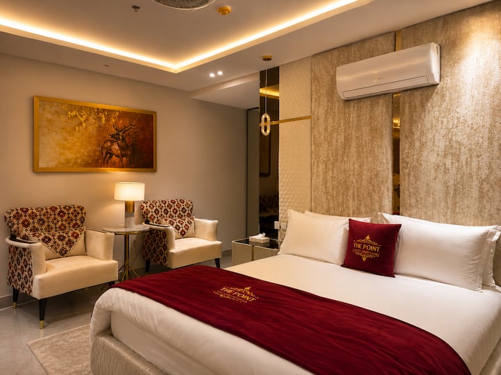 Luxury 1br Main Bahria Phase7 Restaurants Nearby - Islamabad