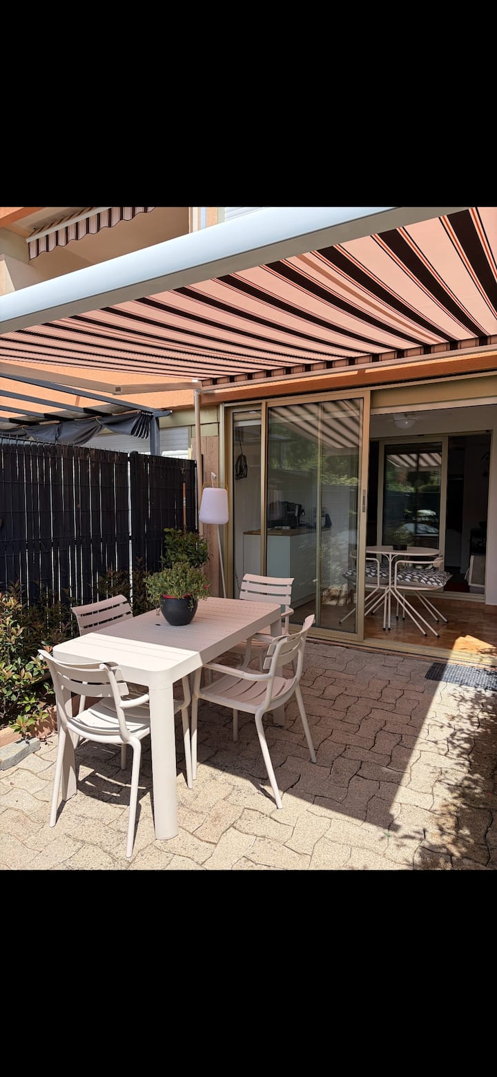 Grand Studio à 2 Pas De La Plage - La Londe-les-Maures