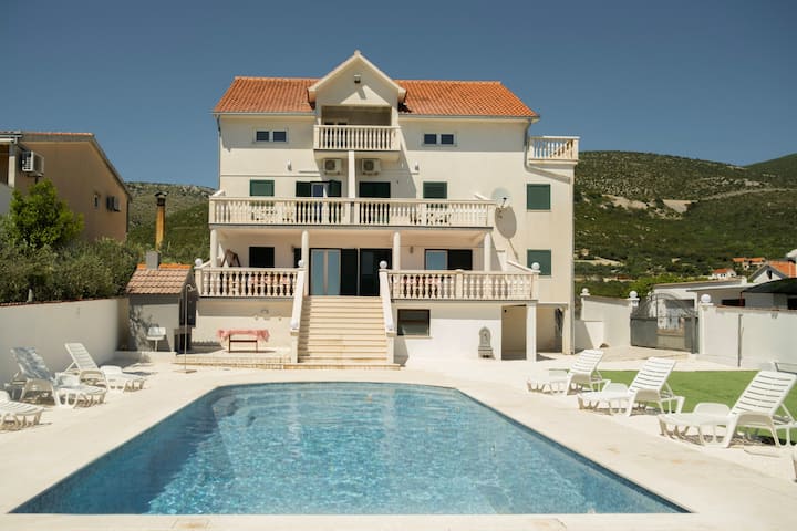Vila Valentina Trogir - Croatia