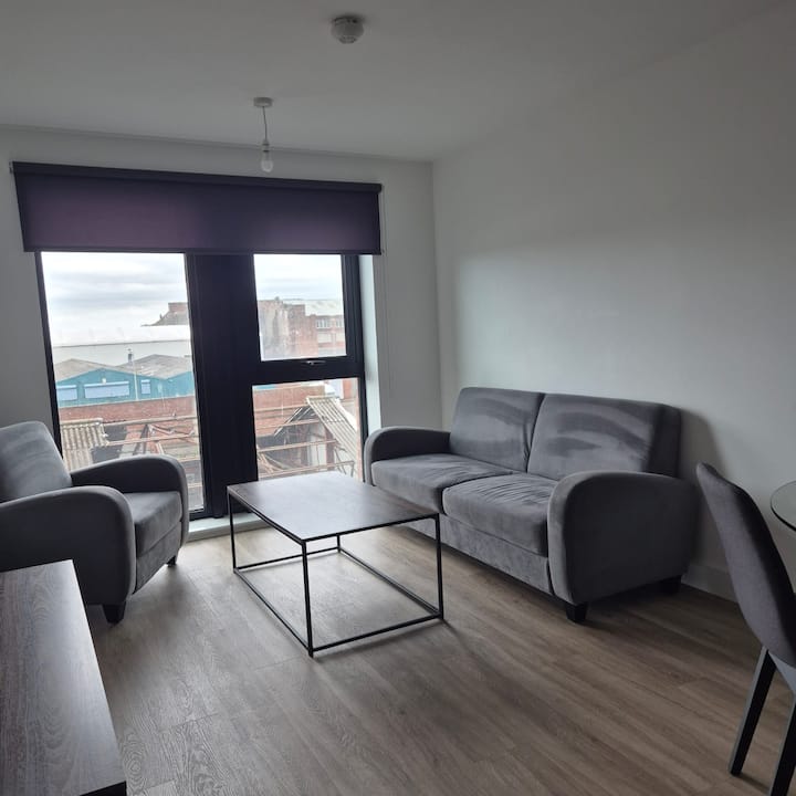2bdr Luxury Apt - City Centre - Balcony - Liverpool