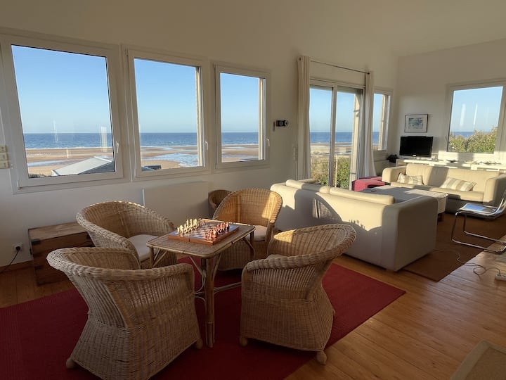 Maisons, Vue Mer, Sur La Plage D'omaha Beach - Colleville-sur-Mer