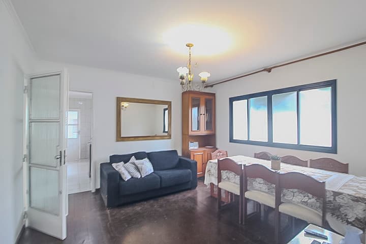 Apartamento Grande Em Casa Na Zona Sul De Poa - Porto Alegre