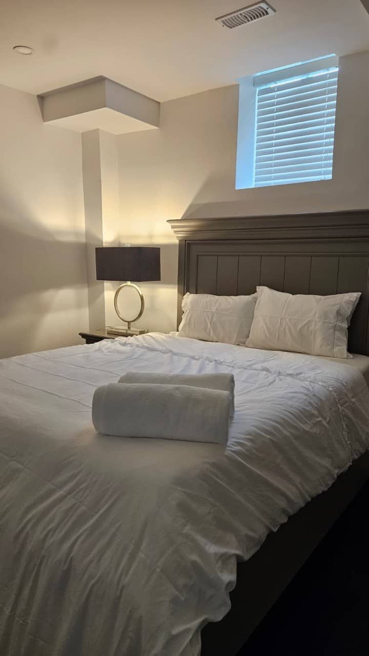 Guesthouse In Brampton-caledon 2br 2.5ba - Brampton