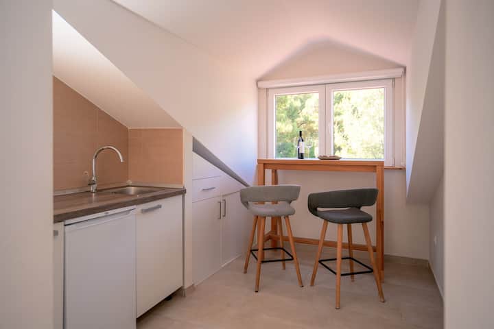 Loft-style Attic Apartment • Sea View Terrace - Bol