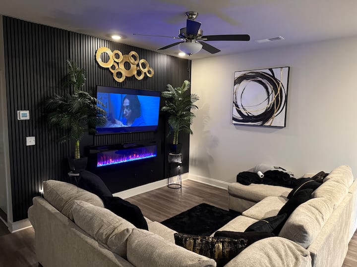 Stylish Cozy 1br Townhome 20 Mins To Downtown - Union City, GA