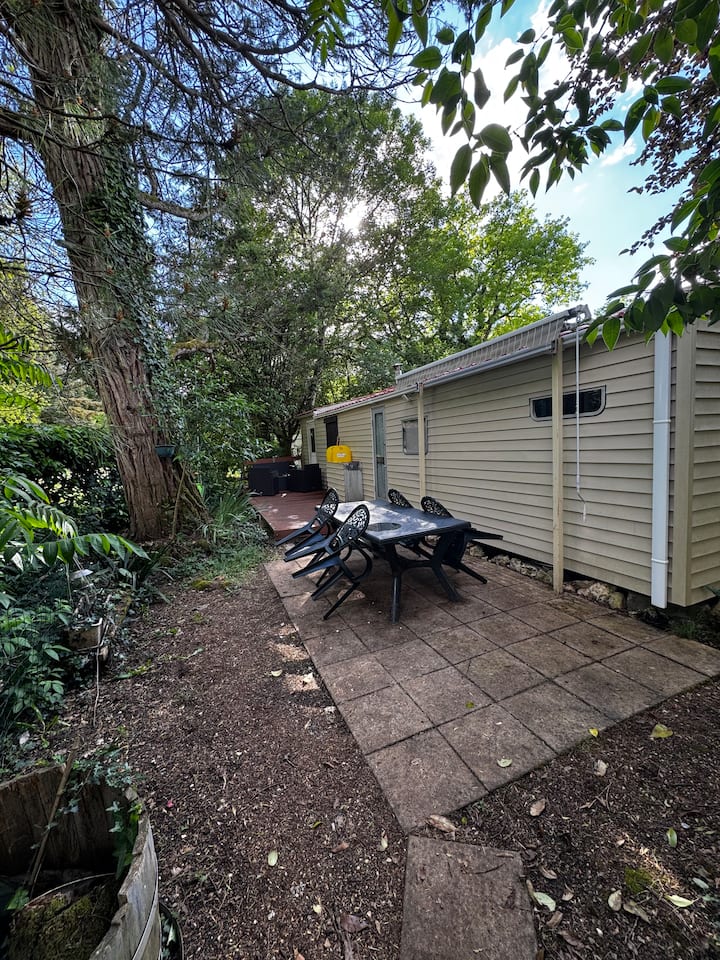 Camping Chaleureux - Le Bugue