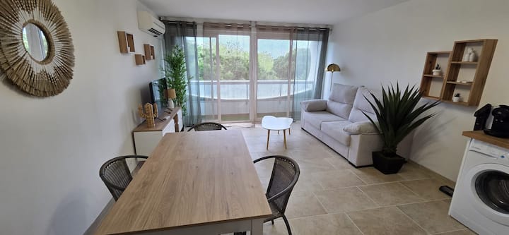 Appartement Refait à Neuf , Clim /Piscine / Plage - La Grande-Motte