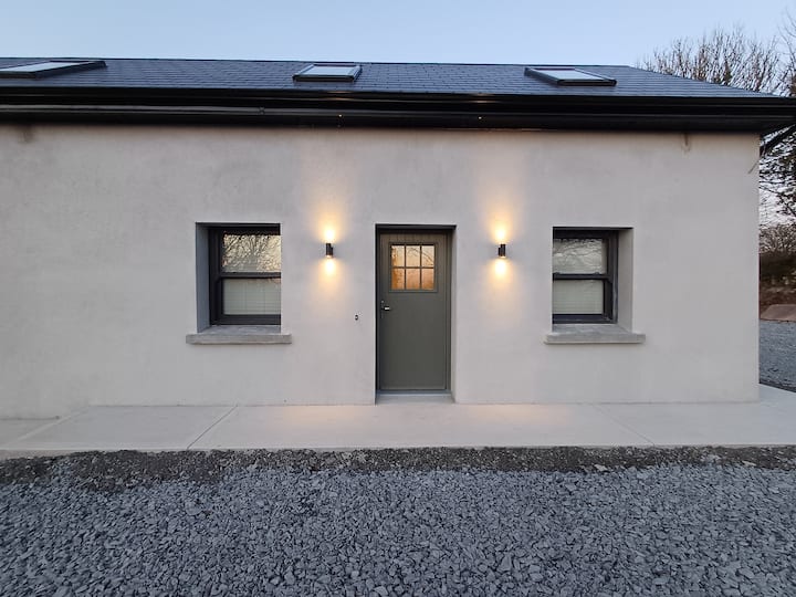 Country Cottage In Newport, Co. Tipperary. - County Limerick