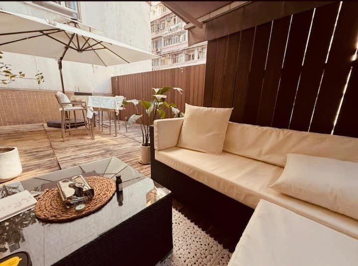 Rare Quiet Apartment With Big Terrace In Wan Chai - Hong Kong