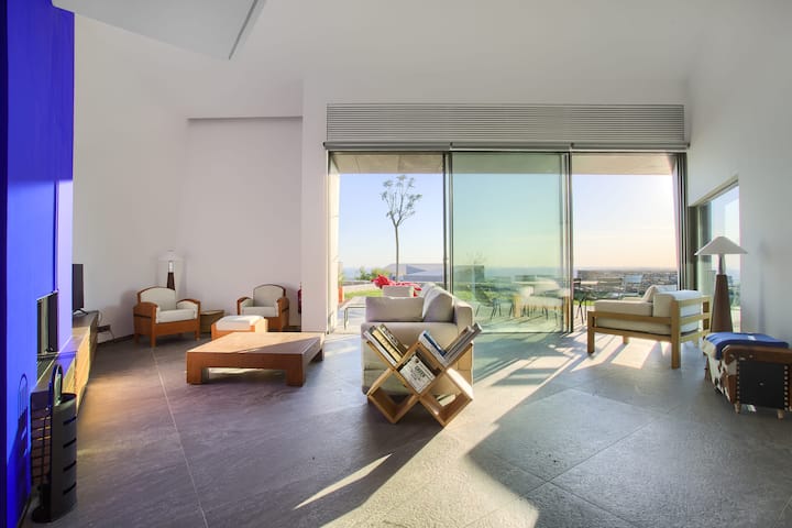 Villa Empis With Fireplace And Infinity Pool - Bornos