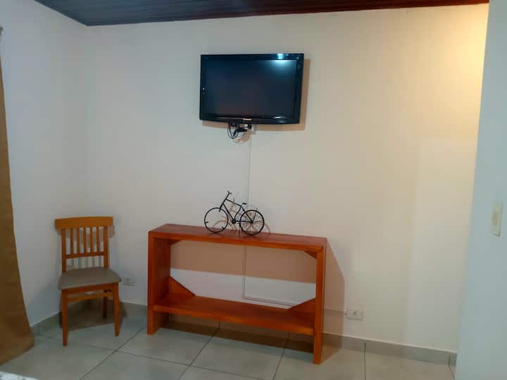 Casa Amarela 2 - Santo Antônio do Pinhal