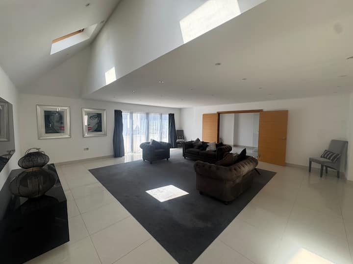 A Spacious Gem In The Heart Of Rottingdean! - 씨포드