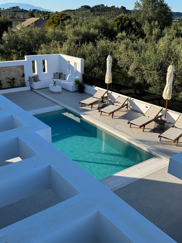Korithis Elysian Villa: πολυτέλεια, πισίνα, ηρεμία - Zakynthos