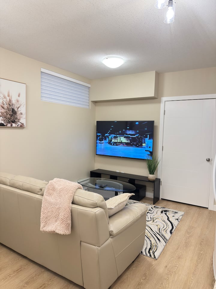 2 Beds 1 Bath In East Regina - Regina