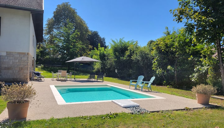 Maison D'exception Piscine Spa 
10 Personnes - Besançon