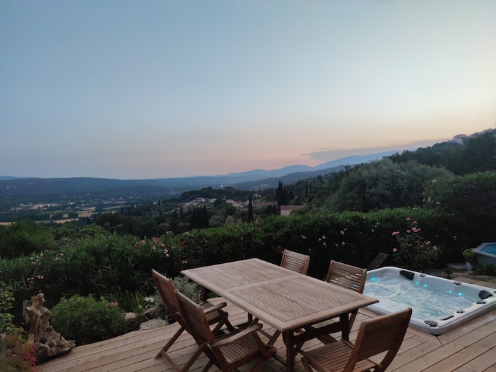 Maison Jacuzzi Et Piscine Avec Vue - Montauroux
