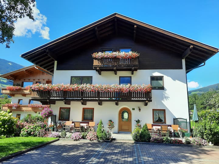 Haus Traudl - Doppelzimmer - Mayrhofen