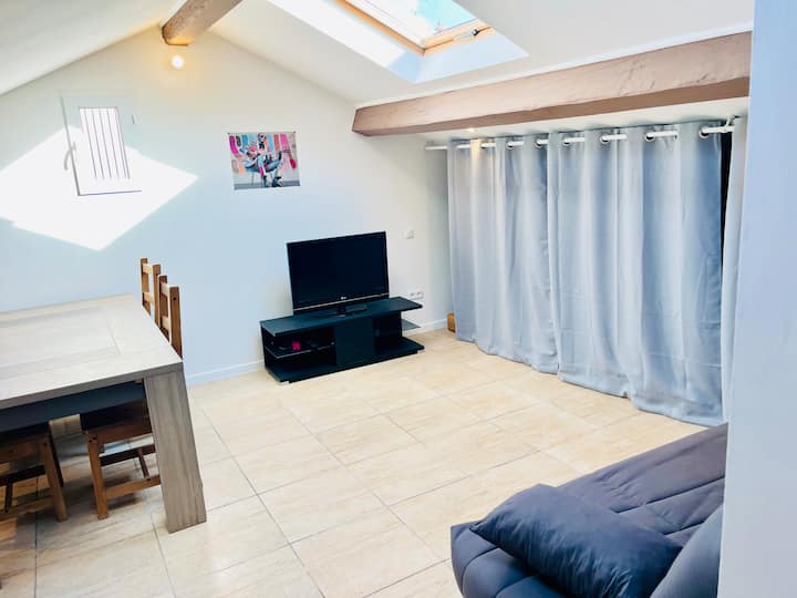 Charmant Appartement Atypique - Béziers