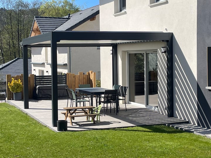 Maison Idéalement Située Entre Les Plus Beaux Lacs - Rumilly
