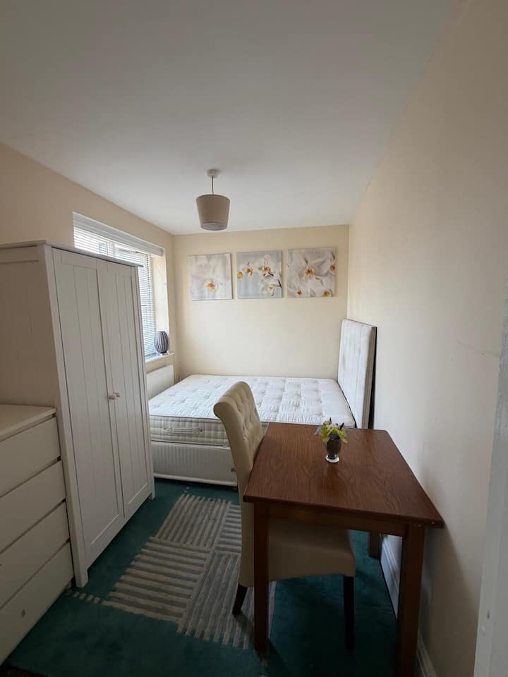 Modern 1 Bed Apartment In Warwick - Warwick