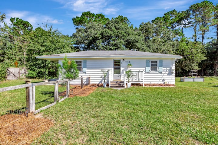 Rifle Range Cottage - 1 Acre Near Iop & Charleston - Mount Pleasant, SC