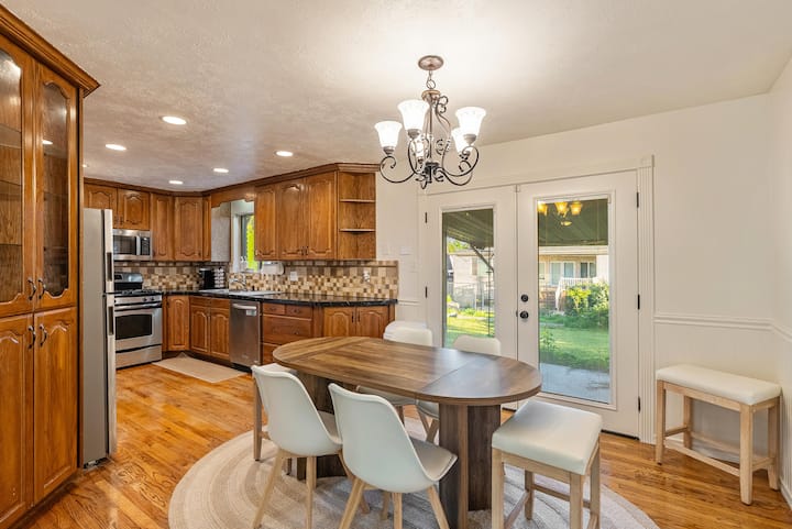 Cozy 4 Bed Orem Home - Provo, UT