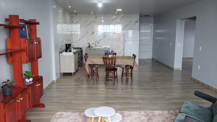 Amplo Apartamento No Centro De Capanema - Planalto