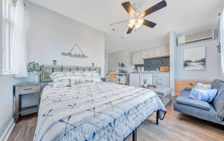 Cozy Lake Retreat - Smith Mountain Lake State Park, Huddleston
