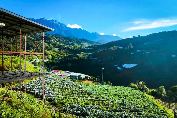 Mt Kinabalu View  Private 2br House  Sleeps 8 - Kundasang