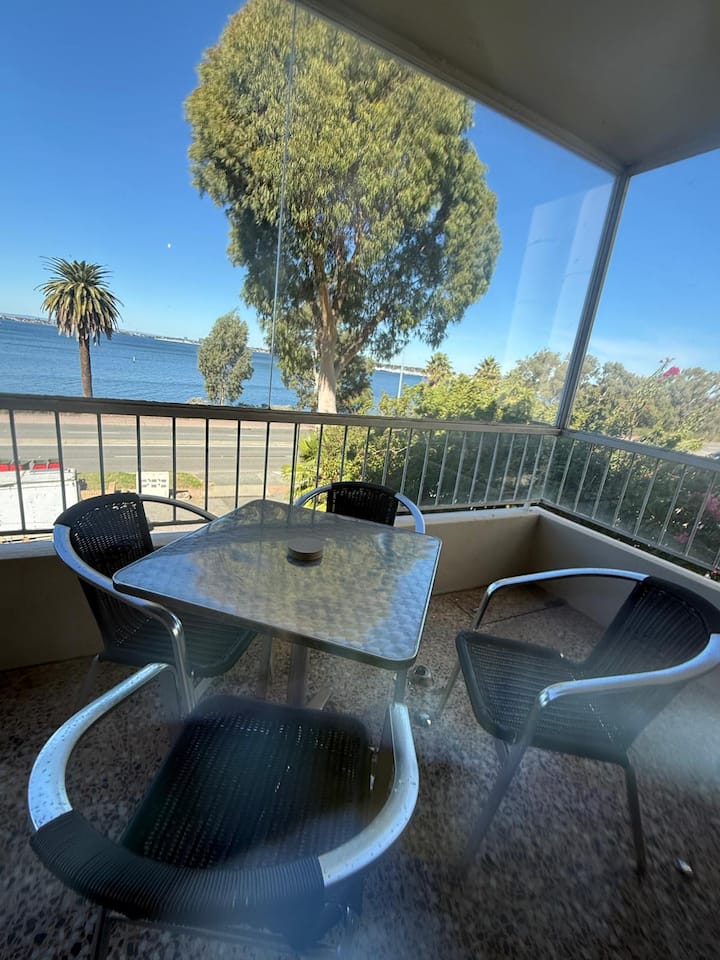 Blue Boat House View - Perth