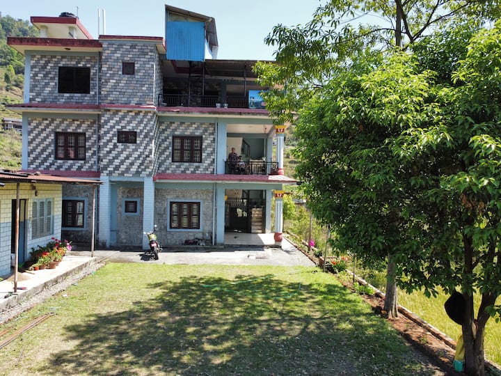 “Gautaminn”
Peaceful Garden View
Quiet Nature - Pokhara