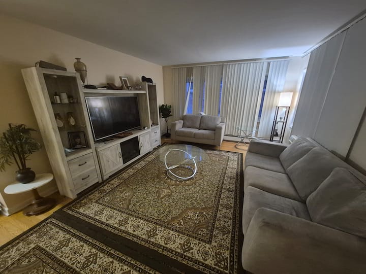 Furnished Private Room In Skokie For Two Bedrooms - Skokie, IL