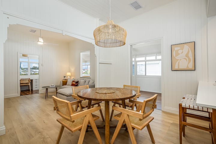 The Verandah - Designer Queenslander 200m To Beach - 마게이트